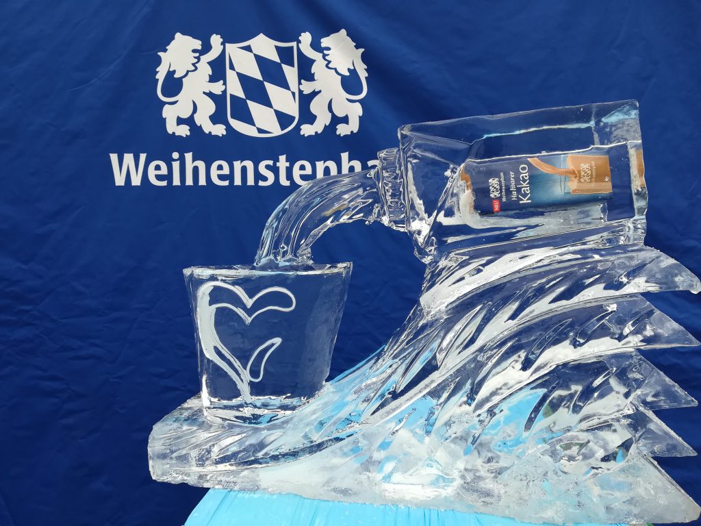 Kunst aus Eis vom Eisschnitzer | Eiskunst Christian Staber